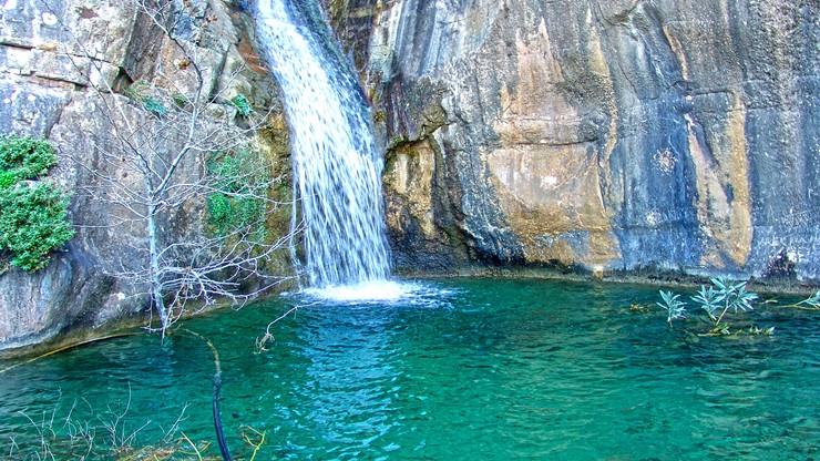 Koutsounari Traditional Cottages & Nakou Village: traditional hotel ...