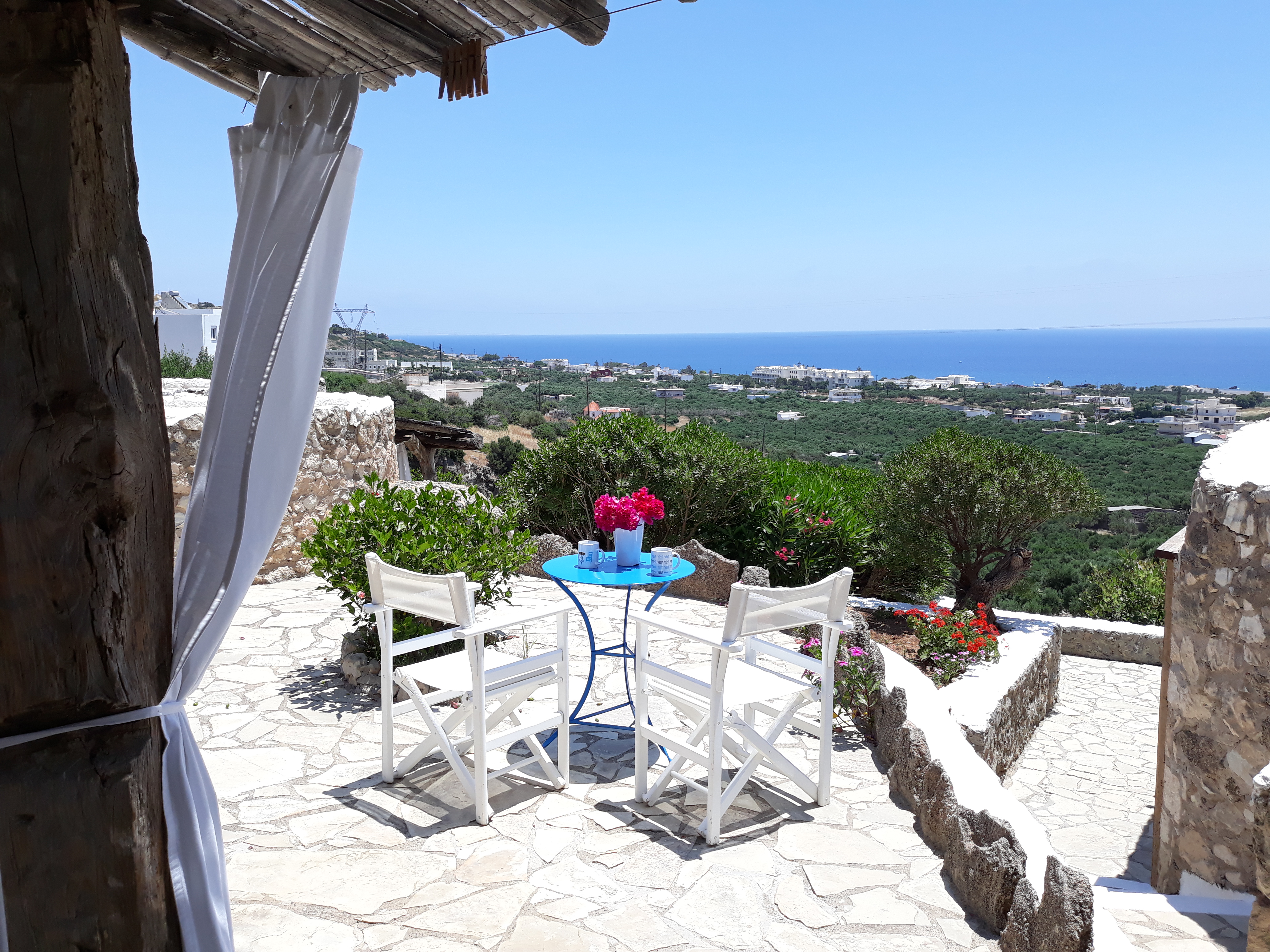 Koutsounari Traditional Cottages & Nakou Village: traditional hotel ...